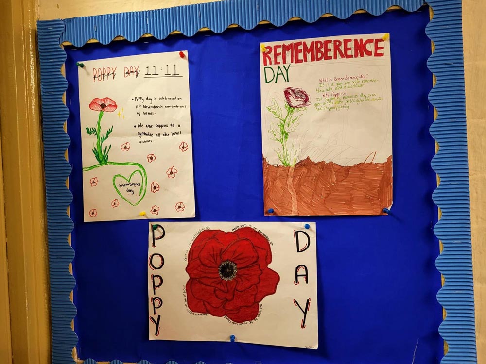 Remembrance Day Poppy Art - Al-Ashraf Secondary School for Girls School ...